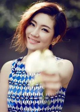 Selina's ex-husband Zhang Chengzhong was also called a scumbag, and even Selina "felt poor for ...