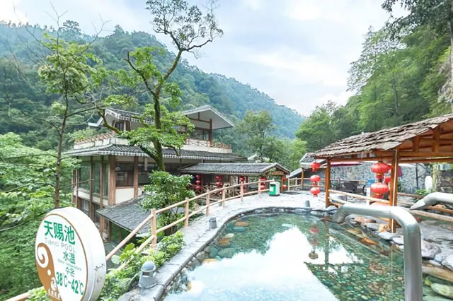 Top 10 hot springs in Guilin - hotcomm| DayDayNews