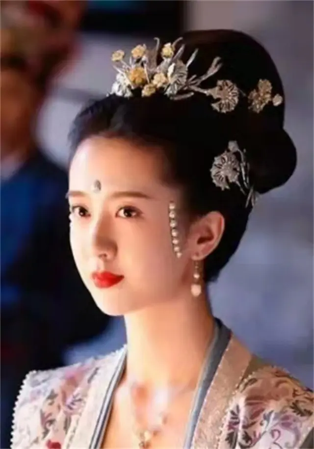 Emperor Han Jing called Cheng Ji to go to bed, Cheng Ji asked the maid ...