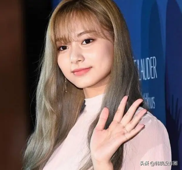 Twice concert was cancelled, Zhou Ziyu returned to Taiwan and was ...