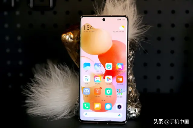 Last year, the Xiaomi Civi series surprised the digital circle when it ...