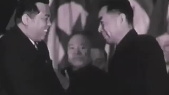 On January 8, 1976, as soon as the news came out that Premier Zhou ...