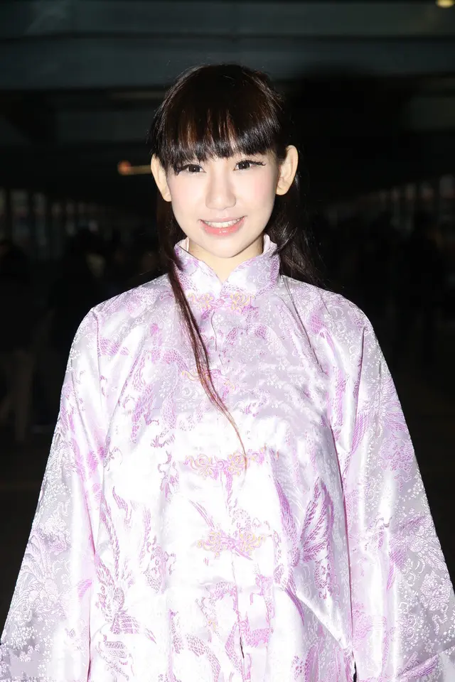 Crazy Xie Zhihui: At the age of 16, she filmed a video with Edison Chen ...