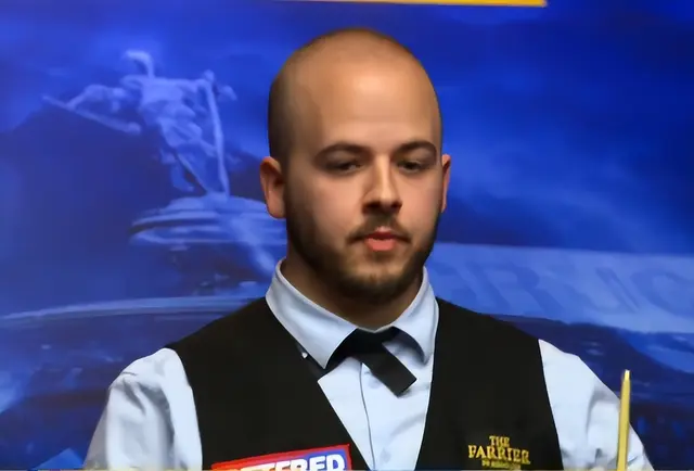 From April 21st to the early morning of 22nd, the Snooker World ...