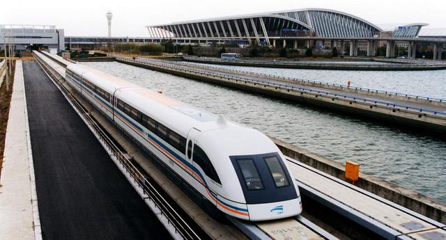 my country's second maglev train was unveiled. The speed is so fast ...