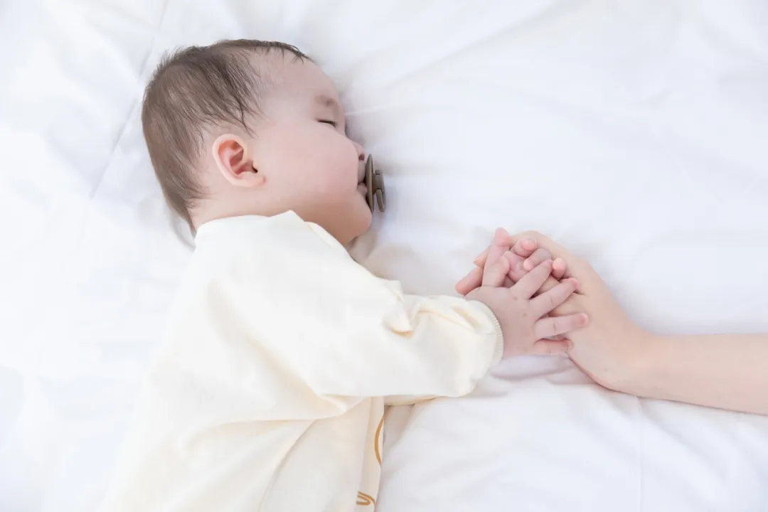 婴儿包茎(宝宝包皮要不要割) 幼儿百科 魔术铺