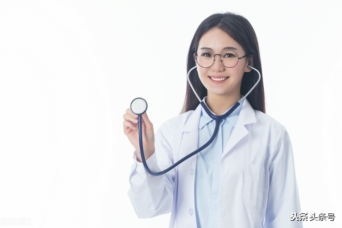 女生憋不住尿的故事有哪些 飞翔号
